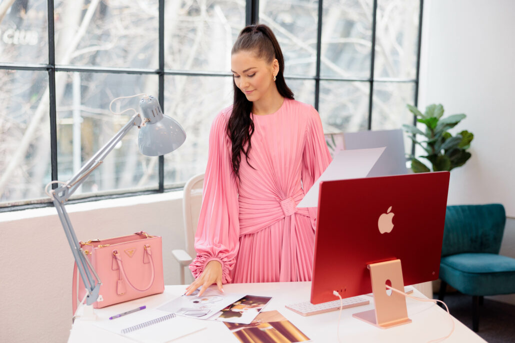 Navigating the LinkedIn Landscape: A Business Owners' Guide